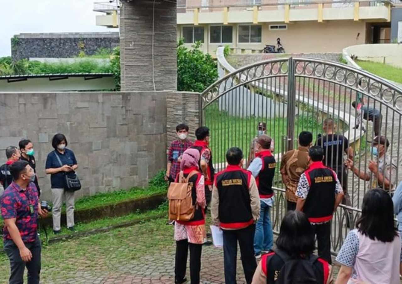 Kejati Terima Penolakan saat Geledah Rumah Koruptor Agus Hartono di ...