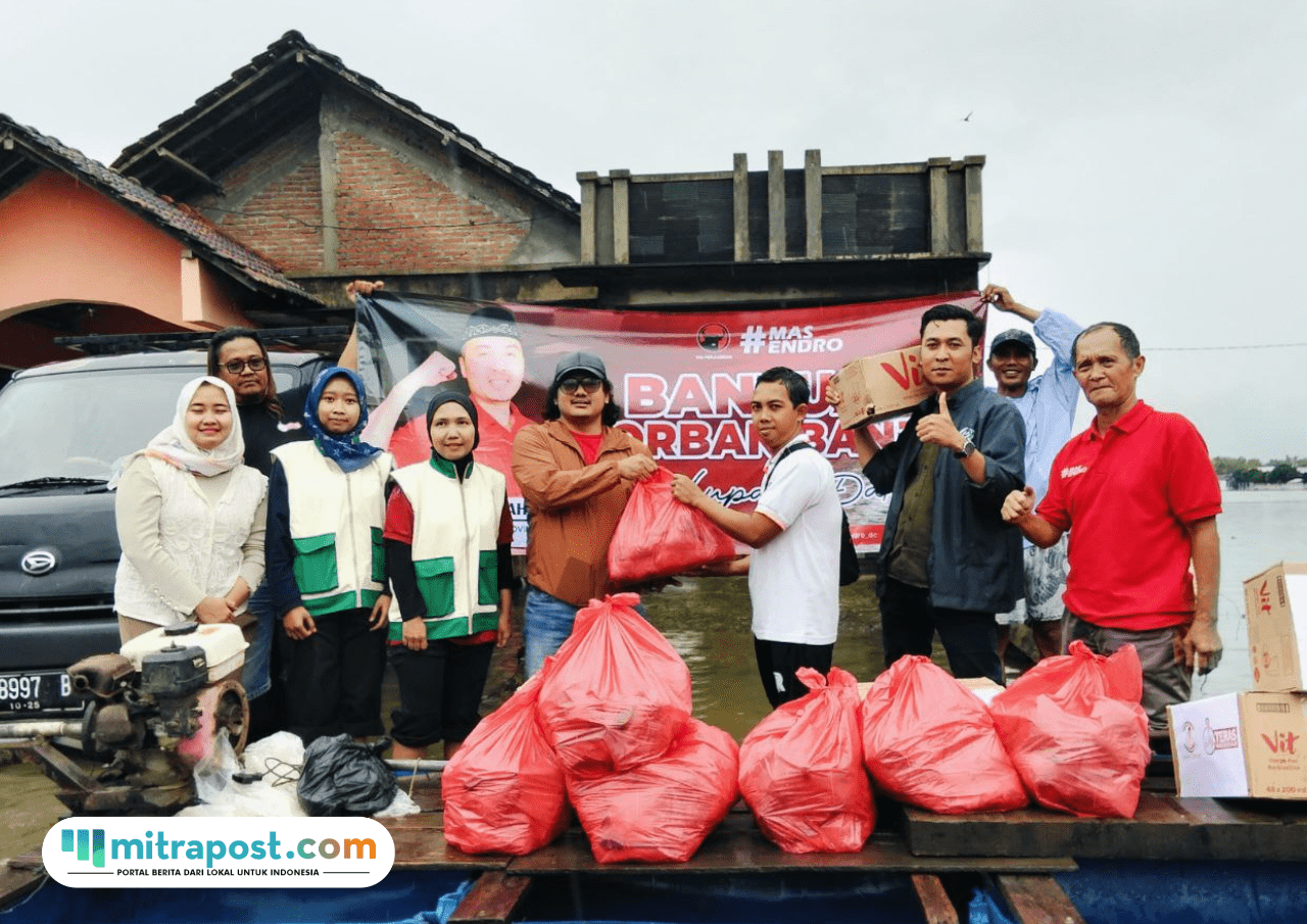 Peduli Banjir di Pati, Tim Teras Terjun Langsung Salurkan Makanan Siap ...